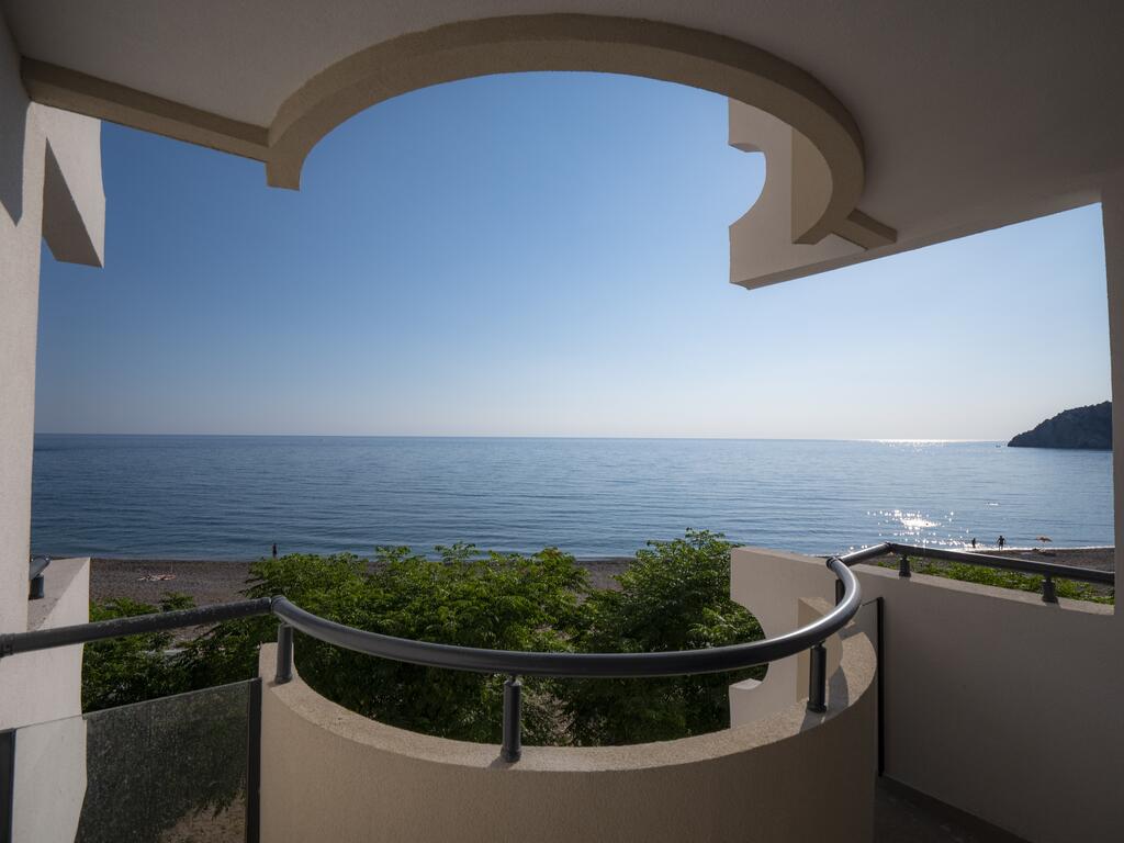 We Travel » Pearl Beach Resort 4*~Canj